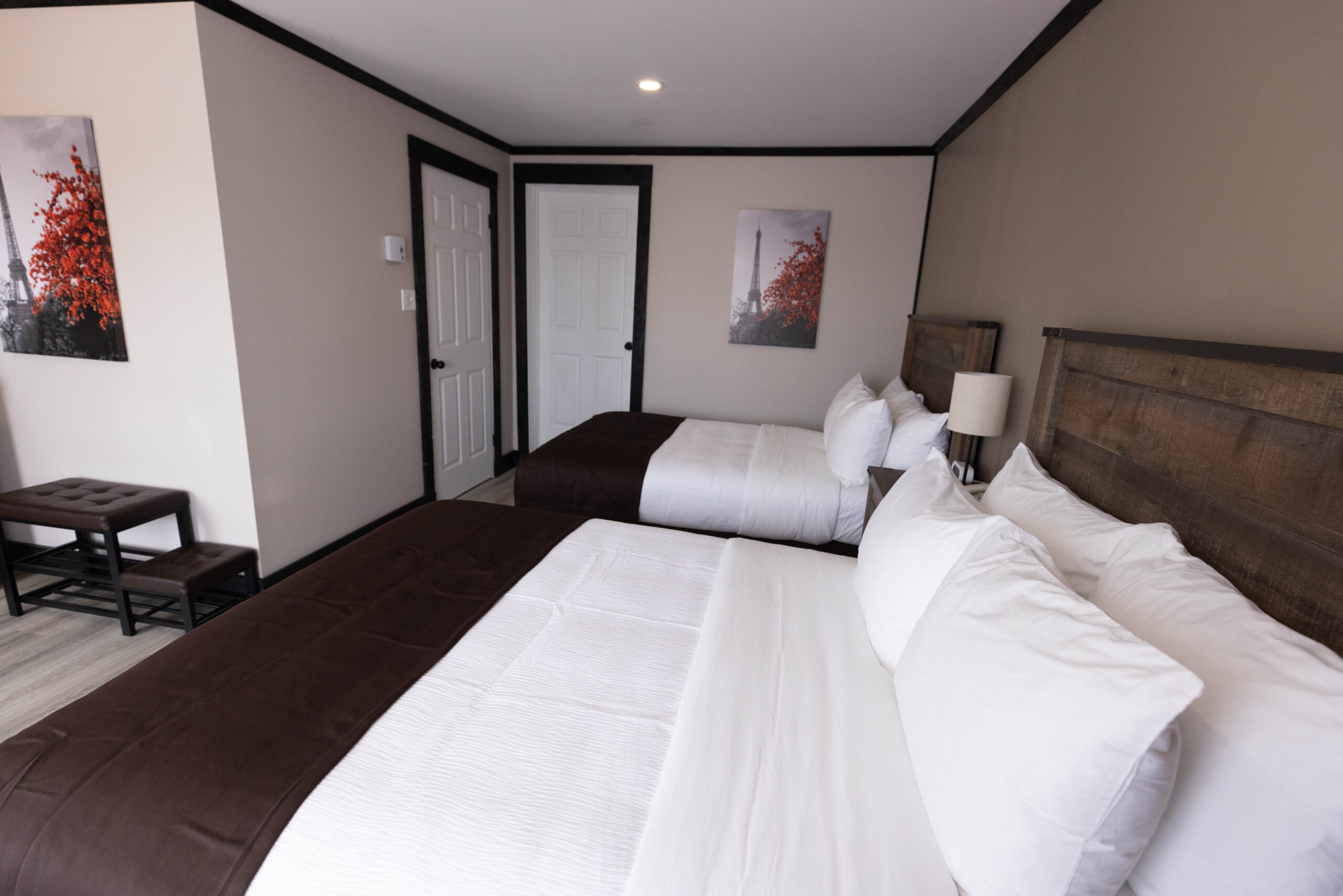 2 Double Home Suites With Full Kitchen – Motel 7 Inn & Suites
